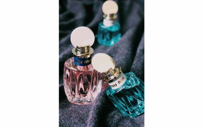 A Guide to Choosing the Perfect Perfume Bottles - Reliable Glass ...