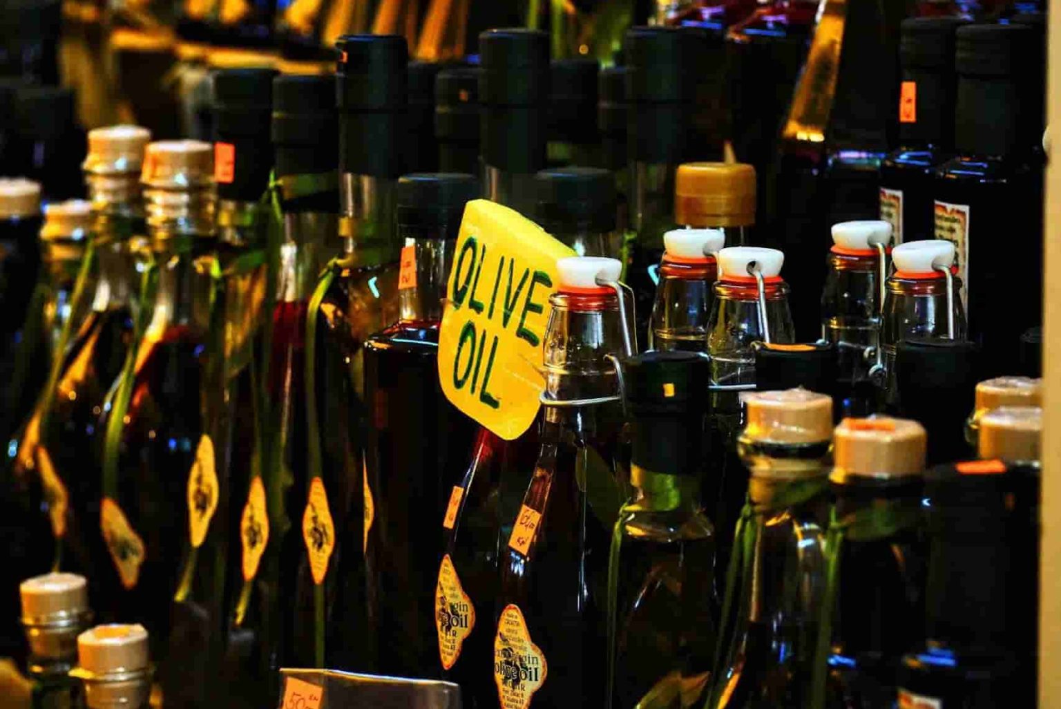 Bottiglie per olio in vetro - Produttore affidabile di bottiglie ...